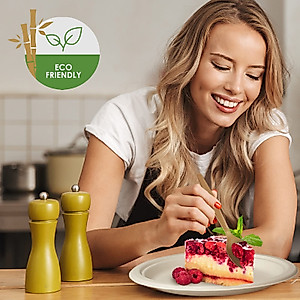 PAMI 250-Piece Eco-Friendly Disposable Dinnerware Set with Biodegradable Plates, Cutlery, Cups, Degradable Tableware for Parties and Events