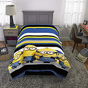 Franco Kids Bedding Super Soft Microfiber Reversible Comforter, Twin/Full, Minions The Rise Of Gru