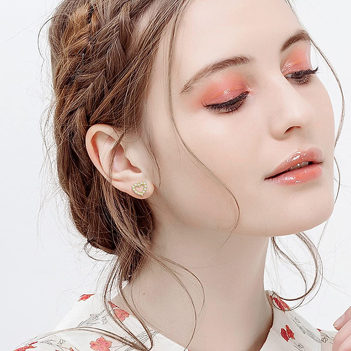 SISGEM 14K Real Gold Heart Stud Earrings with Cubic Zirconia Love heart Earring Stud Earring for Women Wife Best Birthday Gift Always Wear (Yellow Gold)