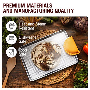 Monkey Business Mezzelune Shaped Oven Mitt - Essential Baking Supplies, Durable Pot Holder for Kitchen, Heat Resistant Silicone Kitchen Essentials