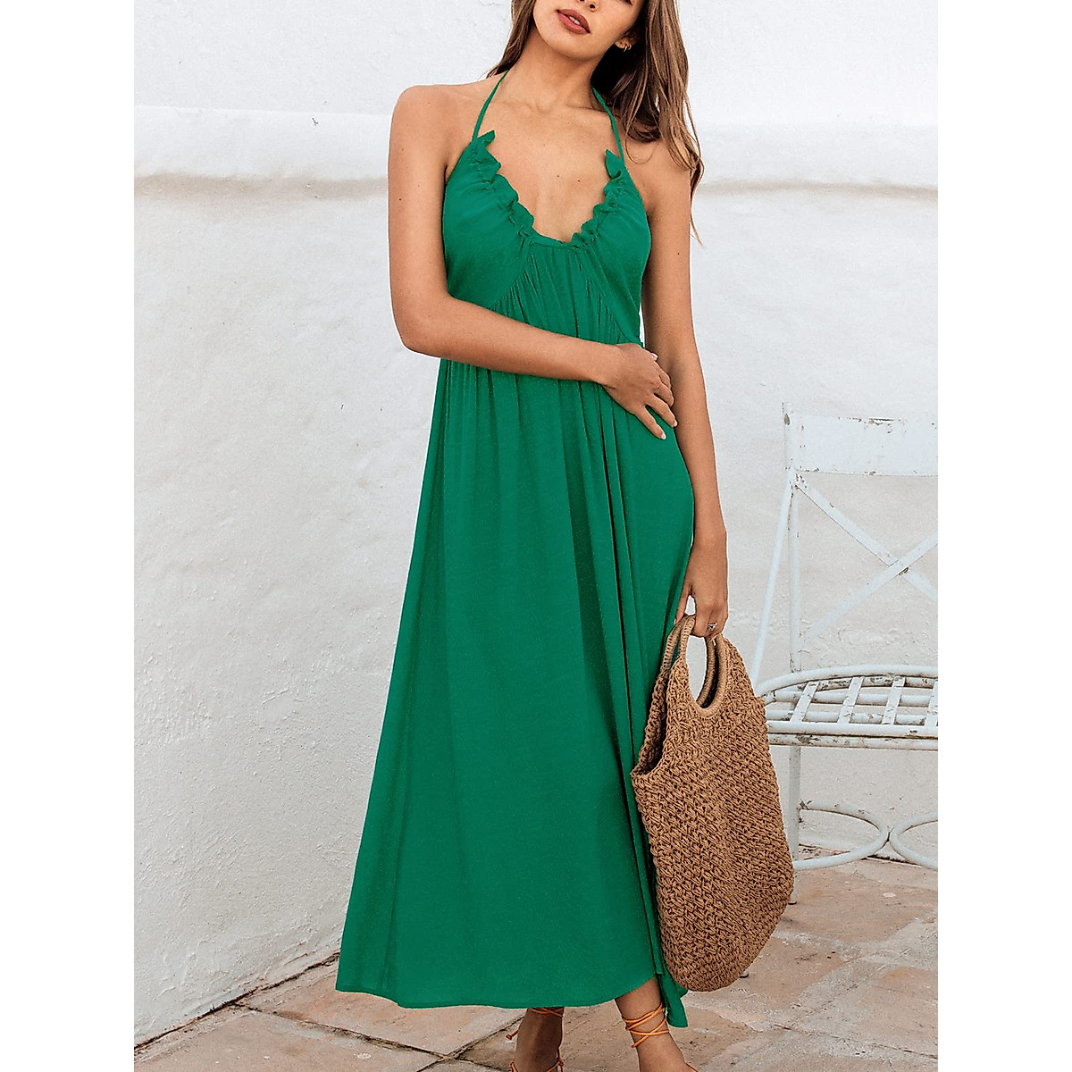 CUPSHE Women's Backless Beach Dress Halter Neck Ruffle Plunge V Neck Sleeveless Maxi Sundress Summer Dresses, Green M