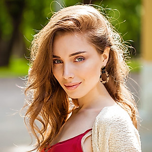 Hicarer 6 Pair Rattan Earrings Summer Straw Earrings for Women Tassel Woven Bohemian Earring Wicker Braid Hoop Drop Earring for Girls(Charming Series)