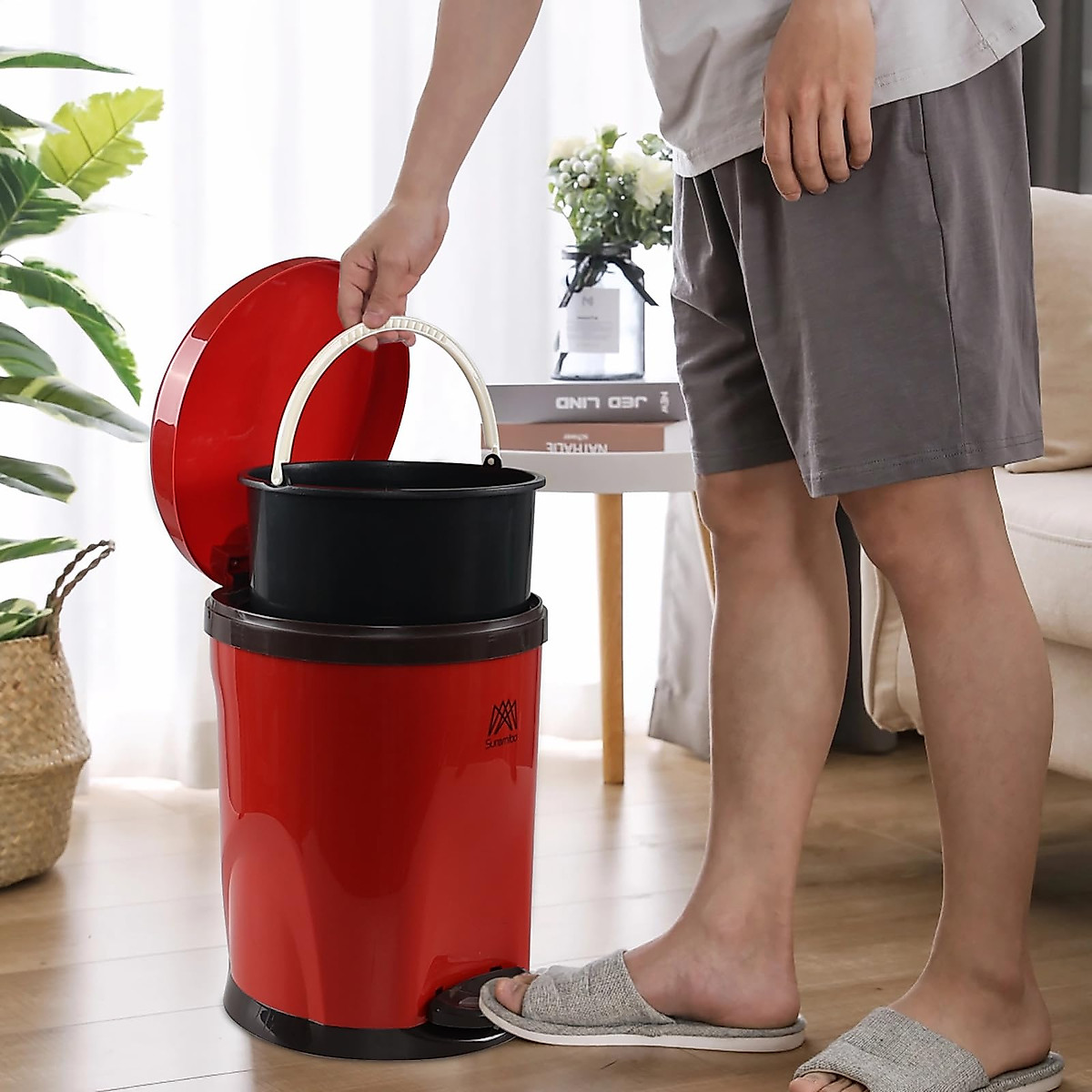 Vadidiya 2.6 Gallon Plastic Step on Trash Bin, Round Garbage Can with Foot Pedal, Red