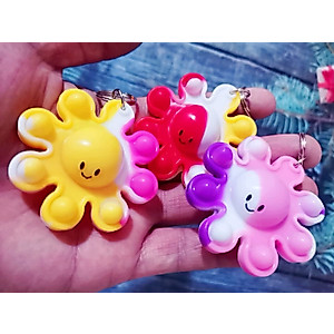 Roaqua 30 Packs Bulk Octopus Backpack Keychain Mini pop Fidget for Students Gifts and Octopus Christmas Party Favors,Students Bubble Prize