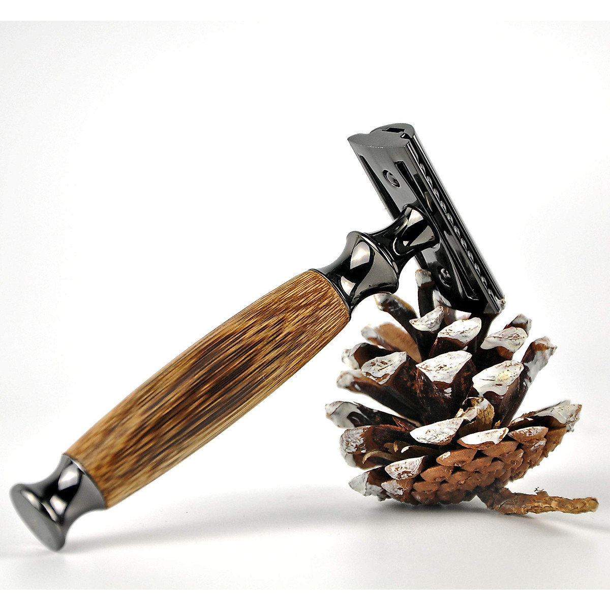 Double Edge Safety Razor for Men or Women, Eco Razor with Natural Bamboo Handle, Unisex Sustainable Razor,Fits All Double Edge Razor Blades, Plastic-Free(Thick)