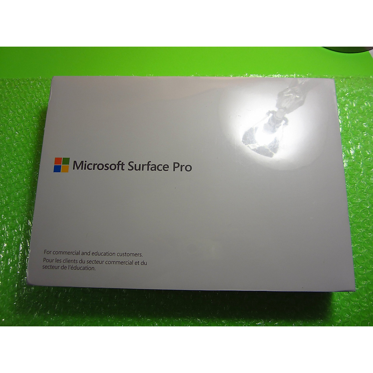 Microsoft 12.3-inch Surface Pro Core i5 8GB RAM 256GB SSD Windows 10 Tablet FJY-00001 (Renewed)