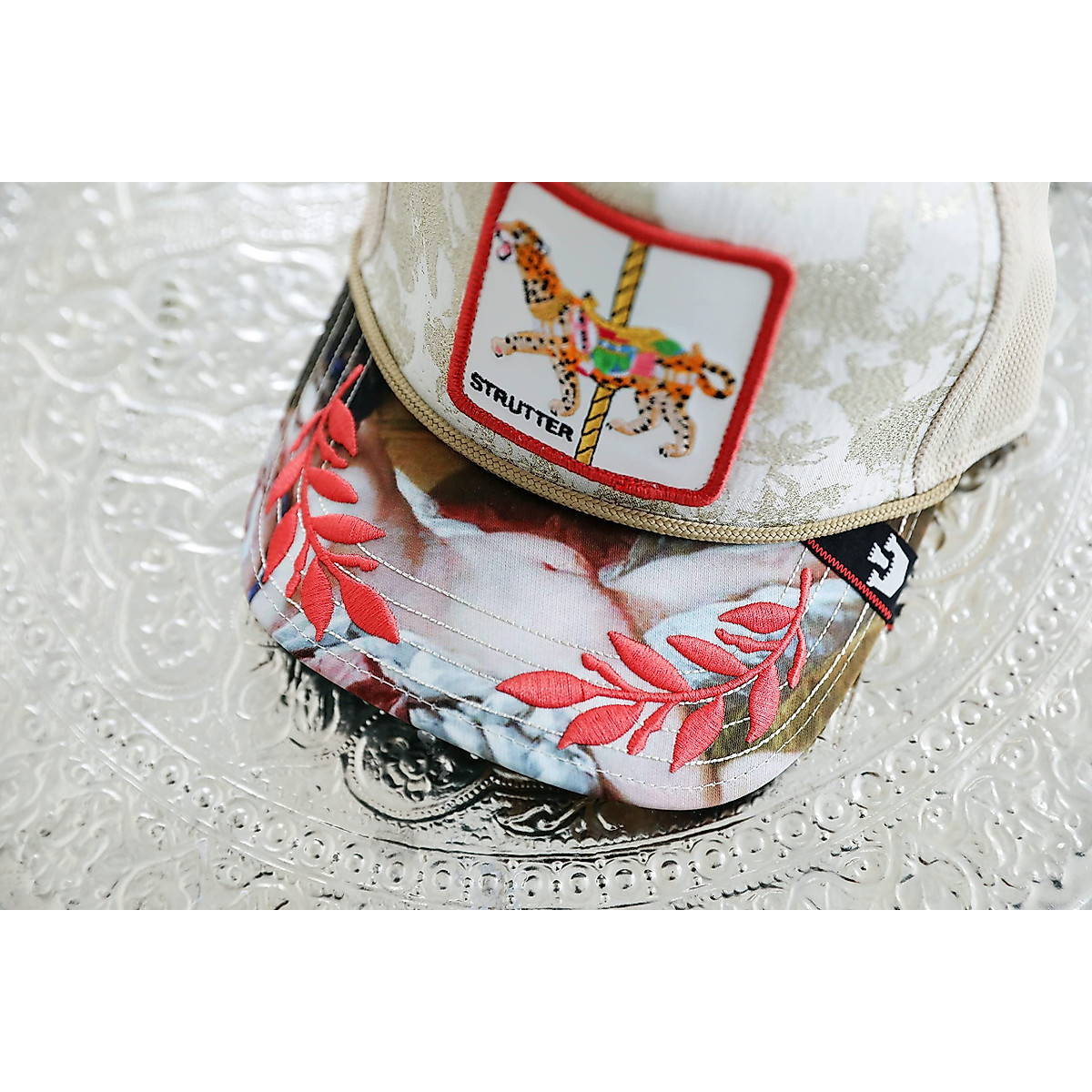 Goorin Bros. The Farm Carousel Capsule Unisex Trucker Hat, Quid Glorier, One Size