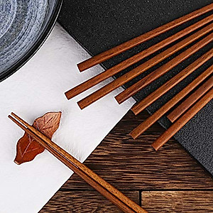 Chopsticks Reusable Chinese Wooden Chopsticks Dishwasher Safe Chopstick,Pack of 10 Natural Health for Cooking Eating,Korean & Japaness Style,9.8 inch Long,Brown