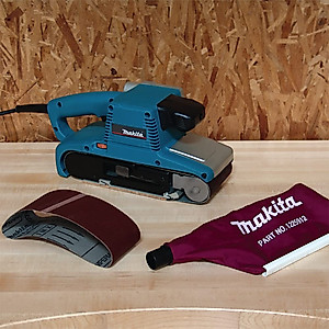 Makita 9404 4" x 24" Belt Sander, with Variable Speed , Blue