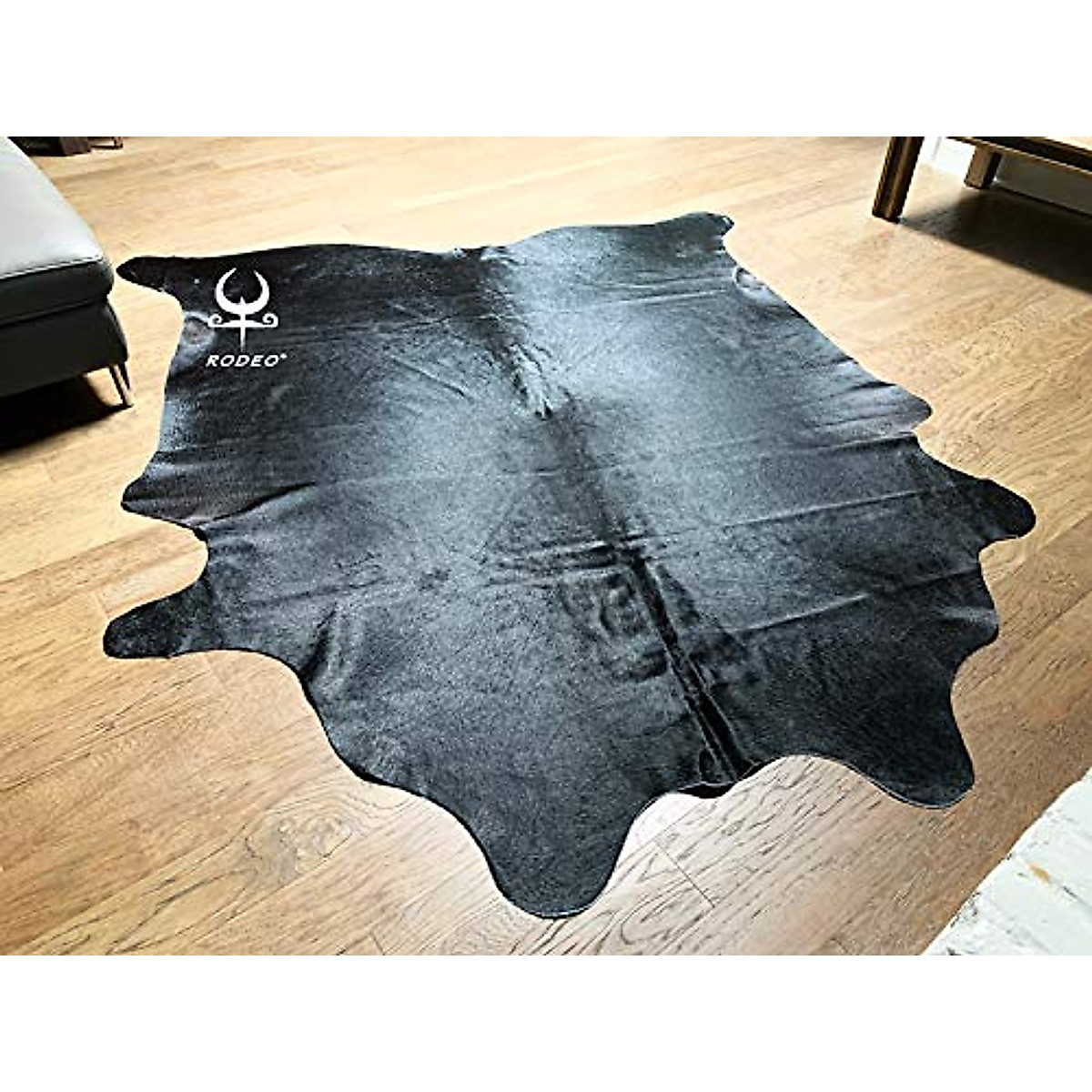 rodeo Solid Black Cowhide Rug (5x7)