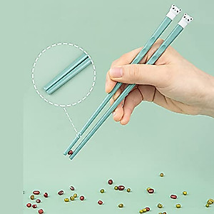 JinZu Portable Chopsticks Flatware Set, Silicone Lightweight Chopstick and Stainless Steel Spoon with Case, Reusable Portable Utensil for Camping,Traveling (Green)