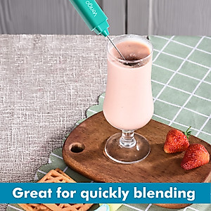 Venigo Handheld Milk Frother, Battery Operated Electric Foam Maker for Drink Mixer, Perfect for Bulletproof Coffee, Matcha, Cappuccino And Hot Chocolate (Green)