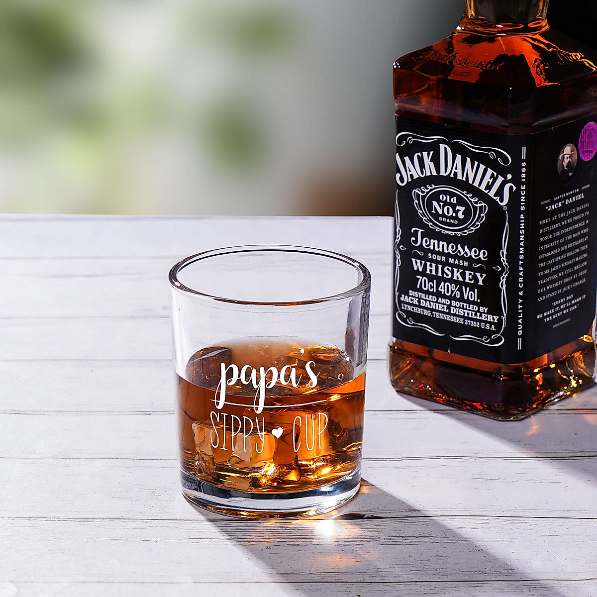 Modwnfy Papa’s Sippy Cup Whiskey Glass, Father’s Old Fashioned Glass, Scotch Glass on Father’s Day, Birthday, Christmas for Dad, Father, Daddy, Husband, Him, 10 Oz