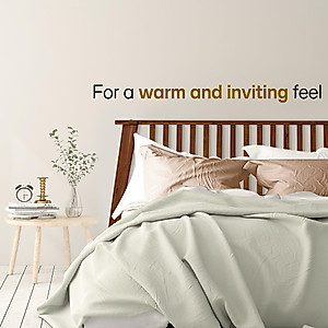 Acacia Kaylin Bed Frame with Headboard Solid Wood Platform Bed, King Bed Frame, Scandinavian Signature Wood Bed Compatible with All Mattress Types, Non-Slip and Noise-Free, Walnut