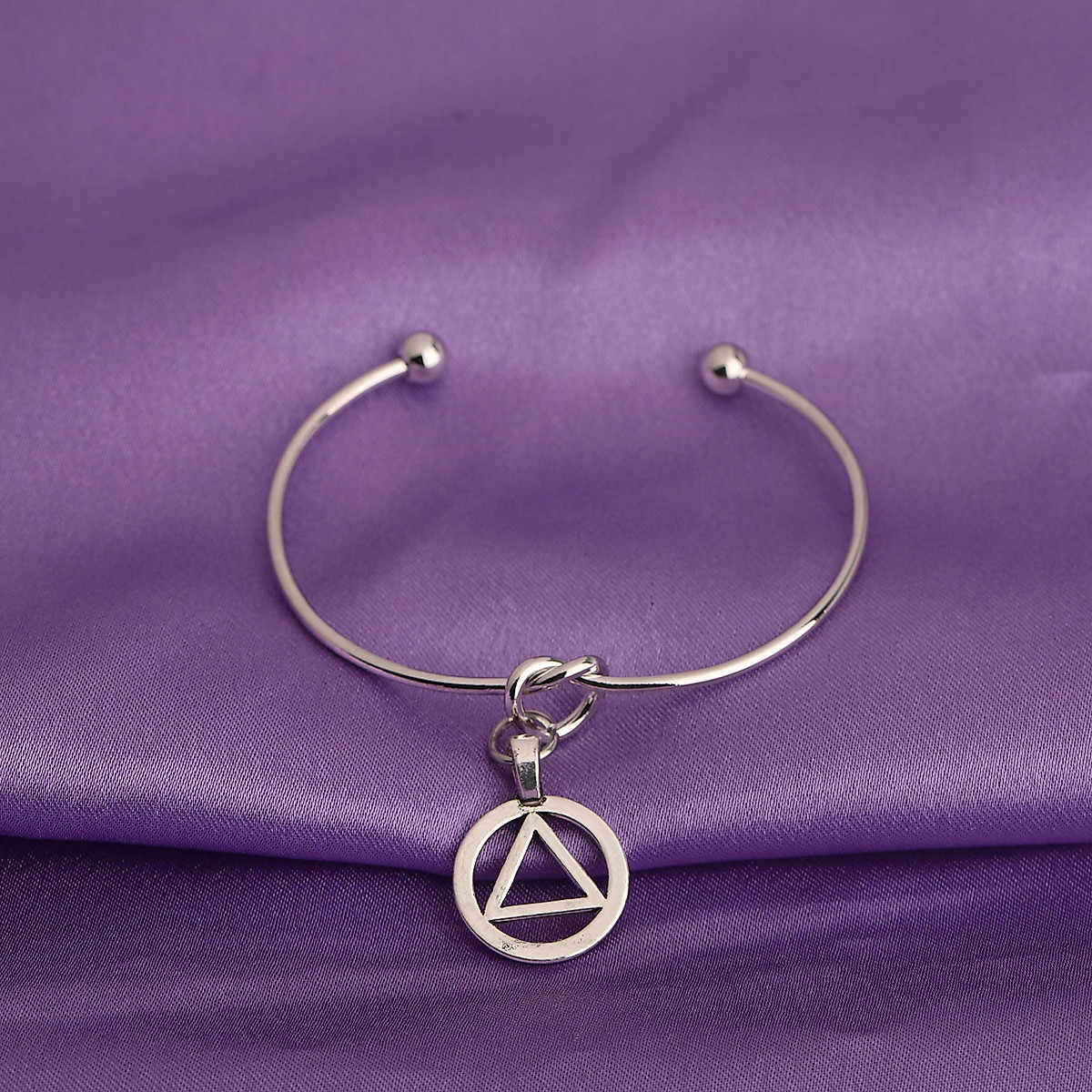 BAUNA Recovery Alcoholics Anonymous Cuff Bracelet 12 Step Jewelry Alcoholics Anonymous Gifts Alcoholics Anonymous Symbol Pendant Sobriety Gift Sponsor Gift (Alcoholics Anonymous Cuff Bracelet)