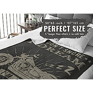 InnoBeta Motorcycle Gifts for Men, Throw Blanket for Motorbike Lover Biker Rider, Father's Day, Christmas, Birthday - I Don't Snore I Dream I'm A Motorcycle