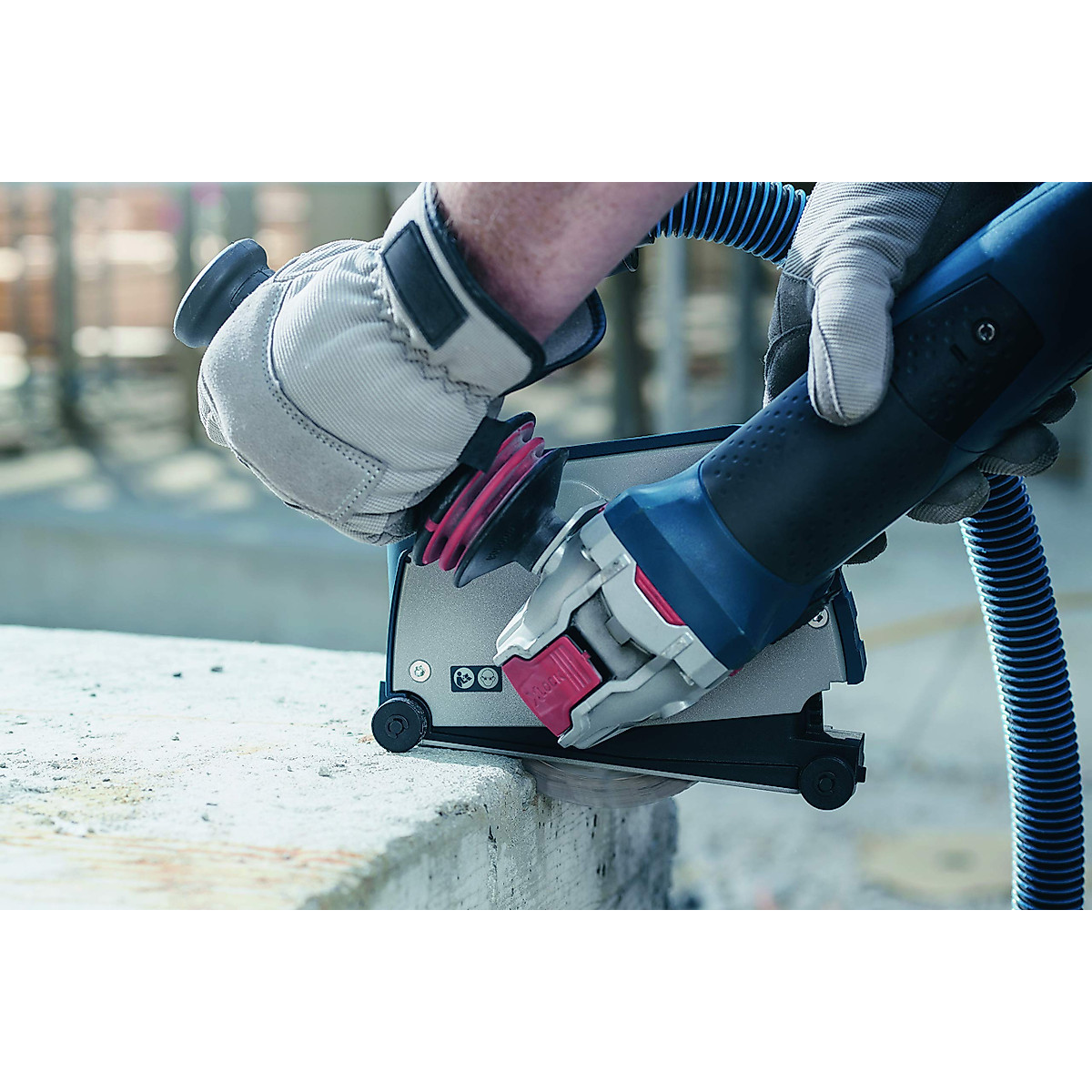 Bosch GWX13-50VSP 5 In. X-LOCK Variable-Speed Angle Grinder with Paddle Switch with Bosch DBX541P 5 In. X-LOCK Premium Segmented Diamond Blade Premium