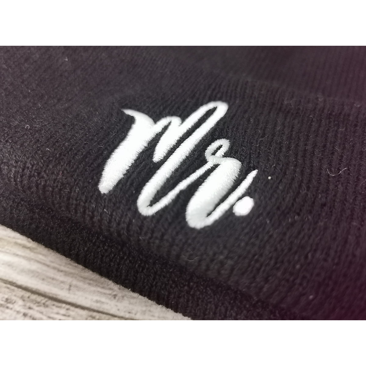 Hepandy Mr and Mrs Beanies Matching Skullies Hats Couples Set, Embroidered Black White Winter Warm Knit Knitted Hat, Honeymoon Wedding Gift