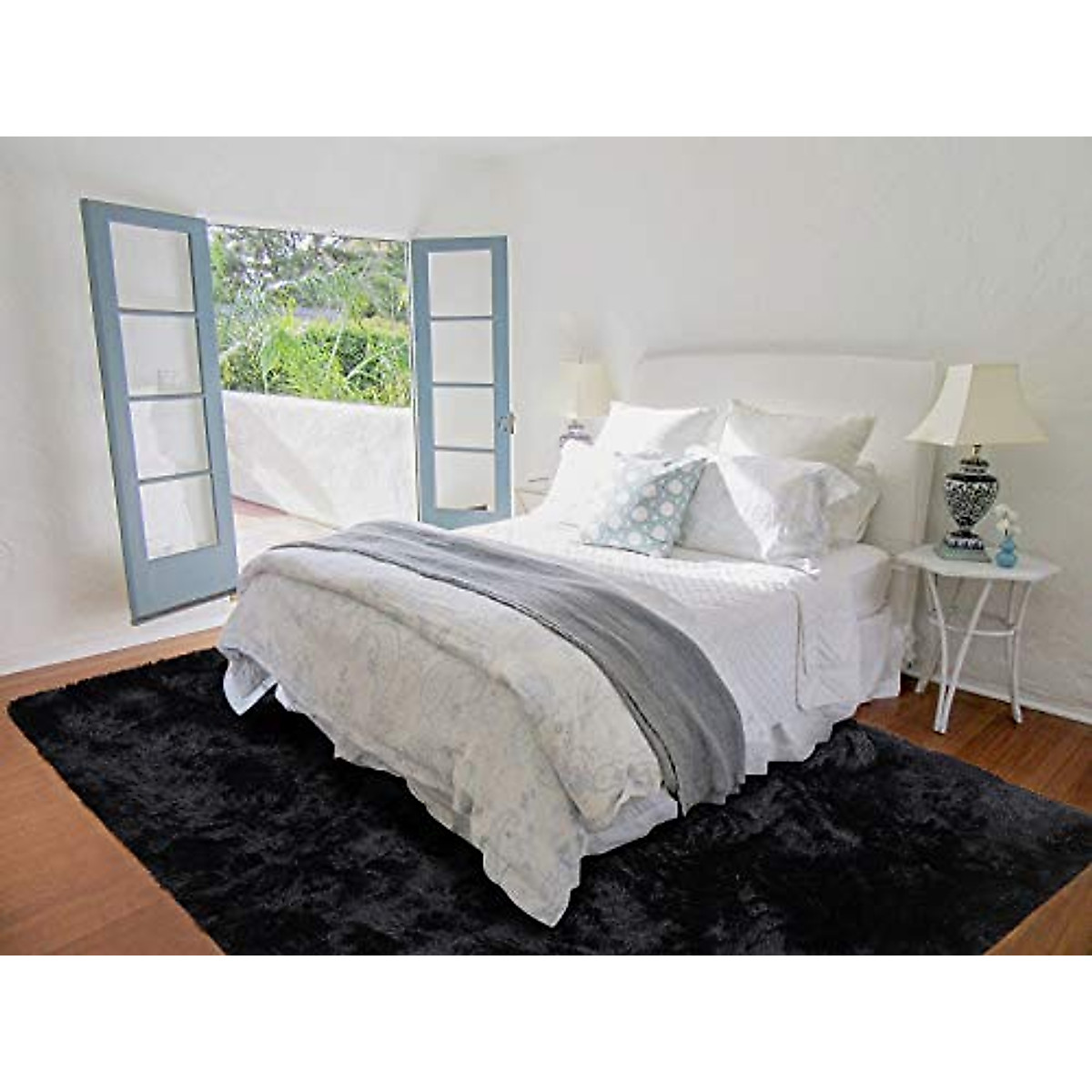 HOMORE Luxury Fluffy Area Rug Modern Shag Rugs for Bedroom Living Room, Super Soft and Comfy Carpet, Cute Carpets for Kids Nursery Girls Home, 4x6 Feet Black