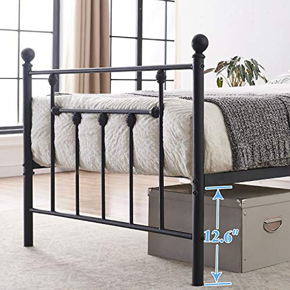 VECELO Twin Size Metal Platform Bed Frame with Headboard and Footboard, Heavy Duty Slat Support/No Box Spring Needed Mattress Foundation/Underbed Storage Space, Victorian Style, Black