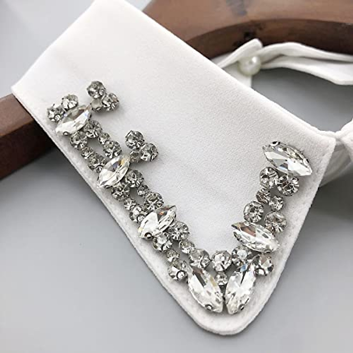 Women's Stylish Detachable Rhinestones Half Shirt Blouse False Collar Choker Peter Pan Necklace Fake Collar