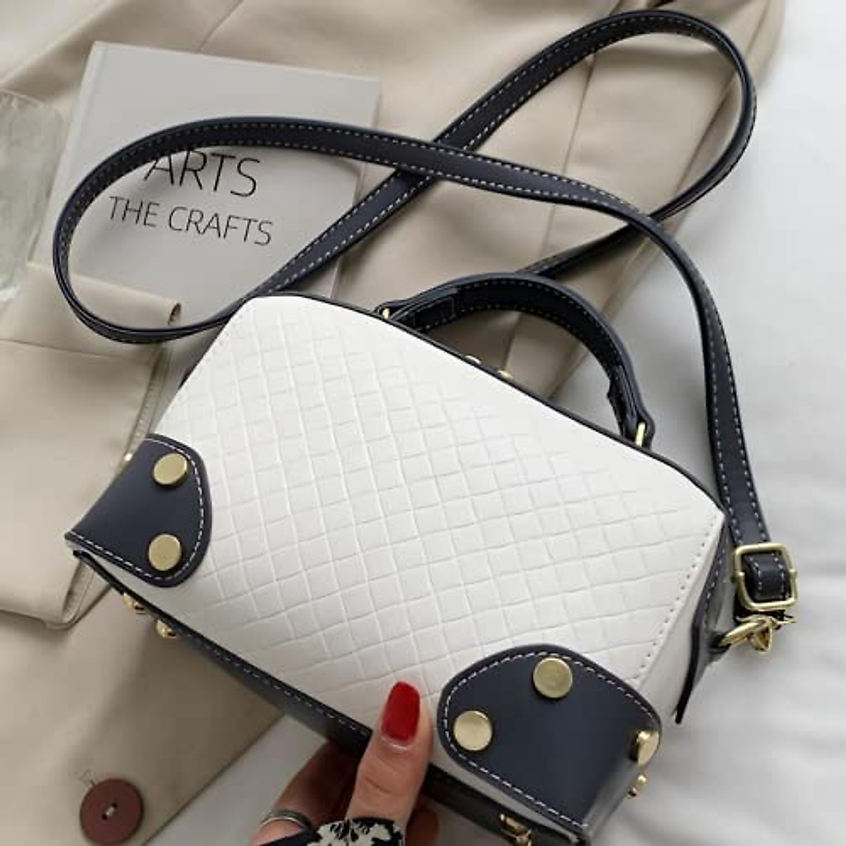 Trendy bag 2022, crossbody satchel bag for women, medium size sling purse, handbag, shoulder bag, messenger bowler bag (Grey Gray