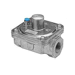 Adjustable Natural Gas Regulator for Gas Fire Pits, 3" to 5" WC (water column) Output, 1/2 PSI Input, 1/2" NPT, Designed for Outdoor Natural Gas Fire Pits, Fireplaces, and Grills