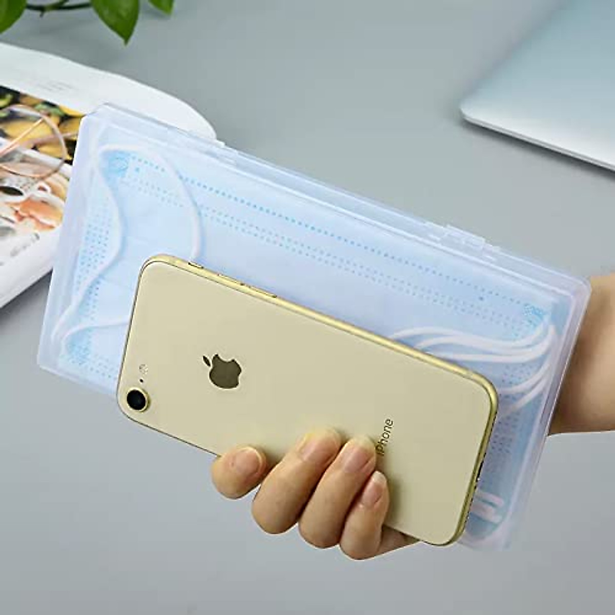 SPEEDWOX Mask Storage Case 2 Pack Portable Mask Case Storage Box Masks Organizer Disposable/Reusable Face Masks Organizer Dustproof Storage Plastic Box with Lid for Mask Pollution Prevention(Clear)