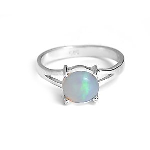 1.40 Carat Natural Finest Fire Ethiopian Opal Gemstone Woman Ring in 925 Sterling Silver