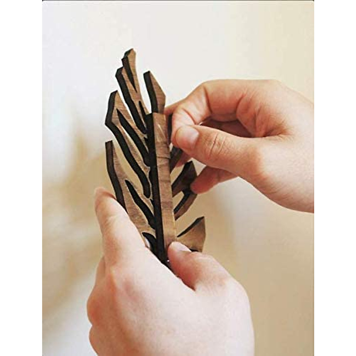 Treleaf Monstrella Wall Clips for Climbing Plants – Wooden trellis- Create green wall with your houseplant vines, home decor perfect for pothos, self-adhesive fixture(Set of 3)