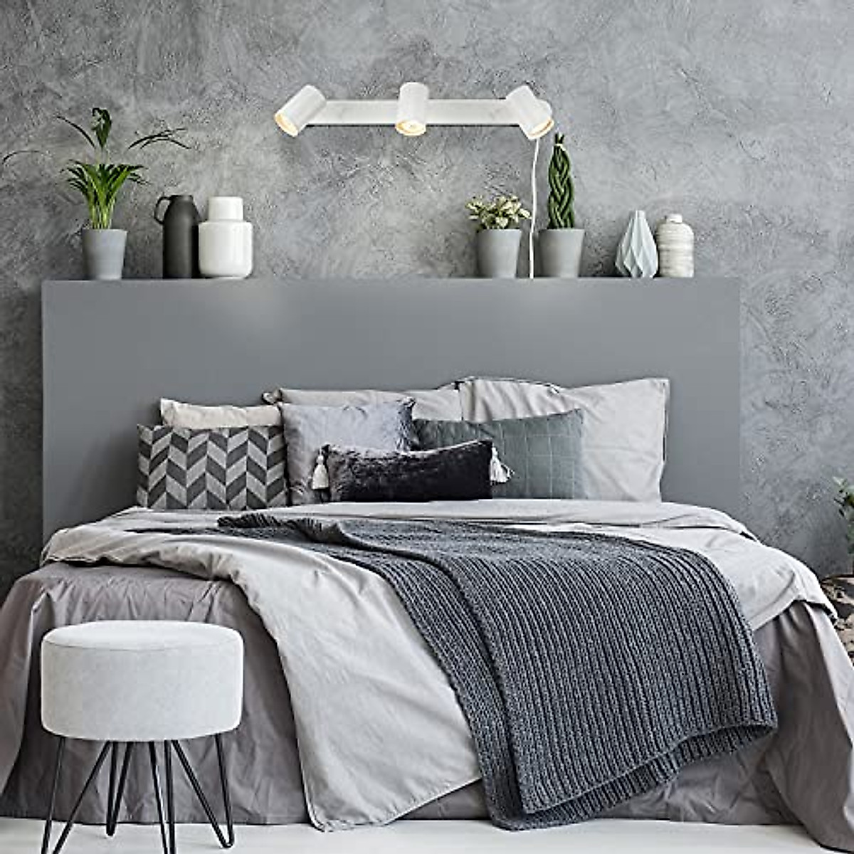 Globe Electric 60024 3-Light Plug-in Track Lighting, Matte White, 15 Foot Cord, in-Line On/Off Rocker Switch, Track Ceiling Light, Track Lighting Kit, Ceiling Light Fixture, Home Improvement