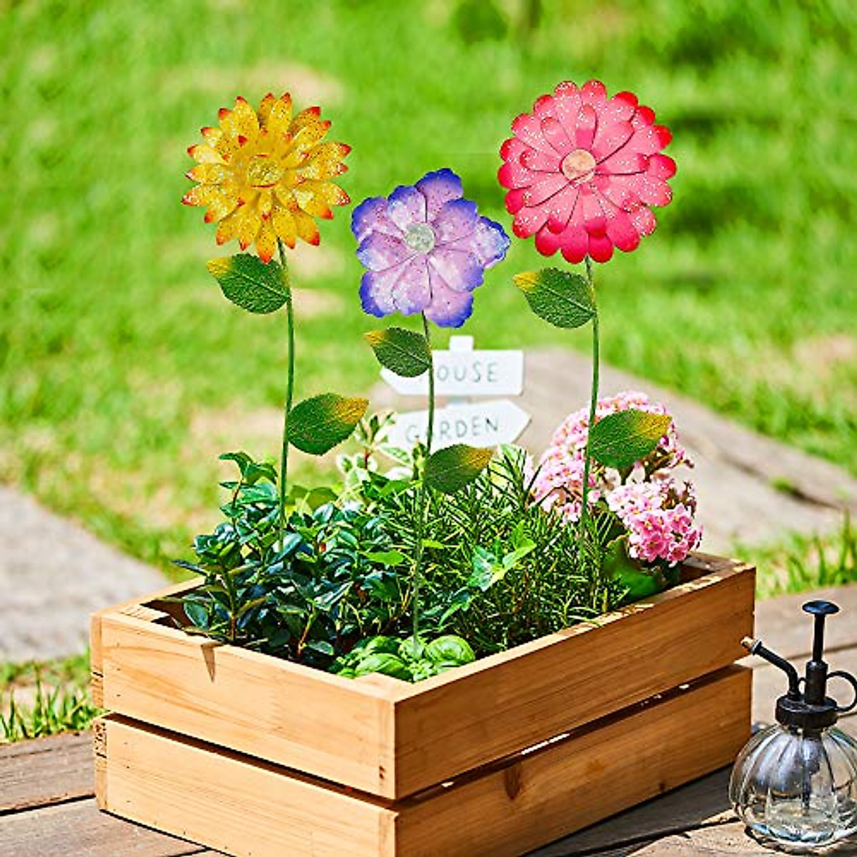 Juegoal 3 Pack Flower Garden Stakes Decor, Shaking Head Metal Outdoor Sunflowers Daisy Glow in Dark Metal Yard Art, Waterproof Metal Flower Stick, Indoor Outdoor Lawn Pathway Patio Ornaments
