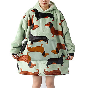 Sleepwish Fleece Wearable Blanket with Sleeves Cute Dachshund Sherpa Blanket Sausage Dog Green Hooded Blankets Comfy Blanket Sweatshirts for Teen Girls Boys