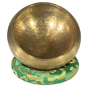 5 Gold Tibetan Meditation Yoga Singing Bowl Set (Large) ~Live Fully Now ~ Tuned to B ~ Hand Hammered Antique healing bowl design ~Wood Striker ~ Himalayan bowl for Meditation, hand yoga, and Chakra