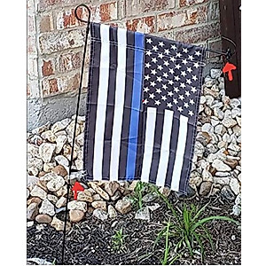 10 PCS Garden Flag Rubber Stoppers and Adjustable Anti-Wind Garden Flag Clips by Ummeral - Premium Lawn Flag Stoppers and Yard Flag Clip for Garden Flag Poles Stand, to Keep Flags in Place