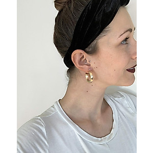 Sheila Fajl Small Chantal Thick Chunky Tube Lightweight Hoop Earrings for Women in Brushed 18k Gold Plated