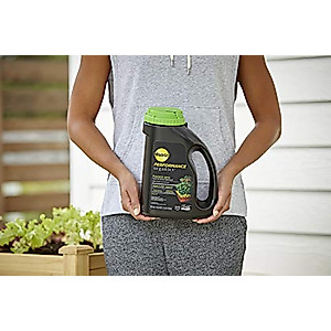 Miracle-Gro Performance Organics Raised Bed Plant Nutrition Granules - Plant Food with Natural & Organic Ingredients, for Vegetables, Fruits, Herbs and Flowers in Raised Beds, 2.5 lbs.