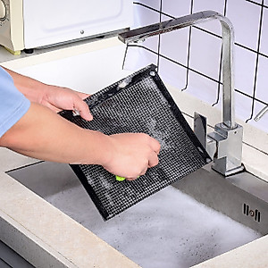 2 PCS BBQ Mesh Grill Bags for Outdoor Grill, Non-Stick Barbecue Bags Reusable for Charcoal Gas Electric Grills Smokers BBQ Veggie Grill Bags for Cooking Vegetables Grilling Bag Pouches Heat-Resistant