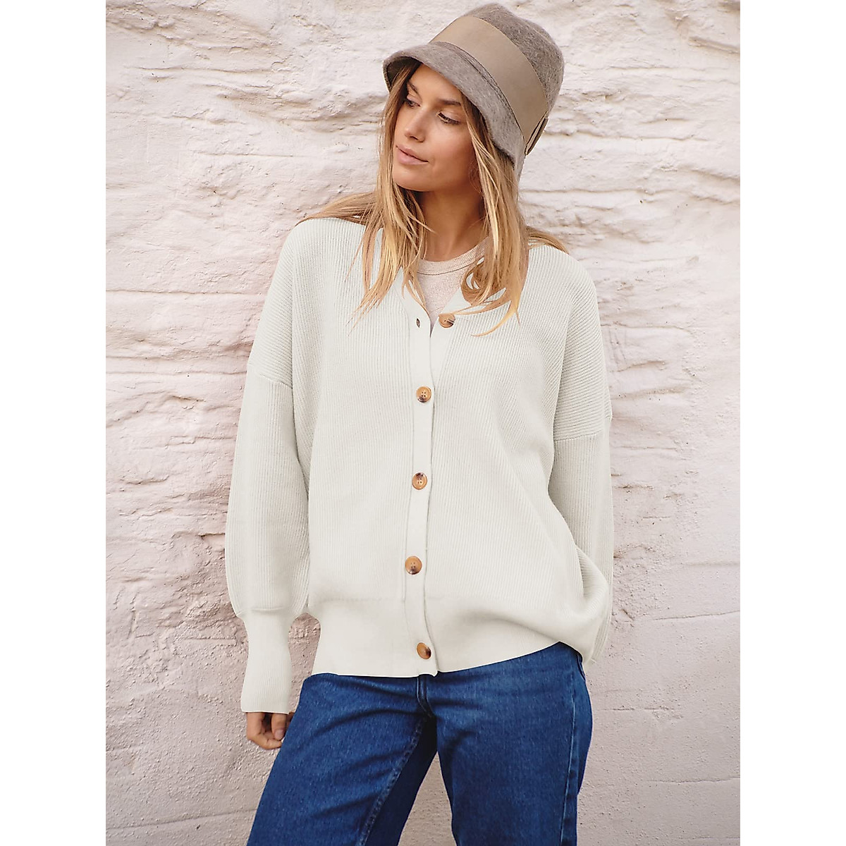 ANRABESS Women's Cardigan 2024 Trendy Open Front Oversized Button Lightweight Sweaters Loose Knit Cardigans Fall Outfits White Small