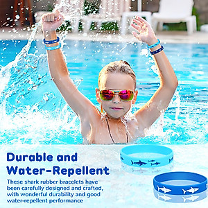 JUNEBRUSHS Shark Party Favors, 42pcs Ocean Sea Life Shark Silicone Bracelets Rubber Wristbands for Baby Shower Under The Sea Themed Kids Birthday Party Gift Decorations Supplies