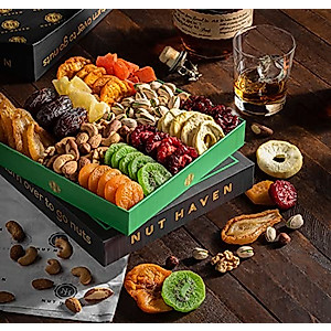 Holiday Dried Fruit & Nuts Gift Basket - Fresh Dried Fruit & Nuts Gift Basket - Fantastic Food Gift Basket for Birthday, Men, Women, Family, Adults, Christmas, Fathers Day, Mothers Day