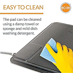 K&H PET PRODUCTS Thermo-Farm Animal Heated Mat Black Medium 16.5 X 22.5 Inches