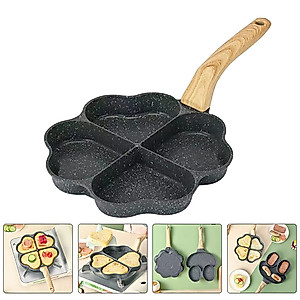 Hemoton Egg Frying Pan Heart Shape Aluminum Omelet Pan Fried Egg Pan Skillet with Wooden Handle Pancake Pan Non Stick Egg Cooker Pan for Breakfast, Pancake, Hamburger, Sandwiches