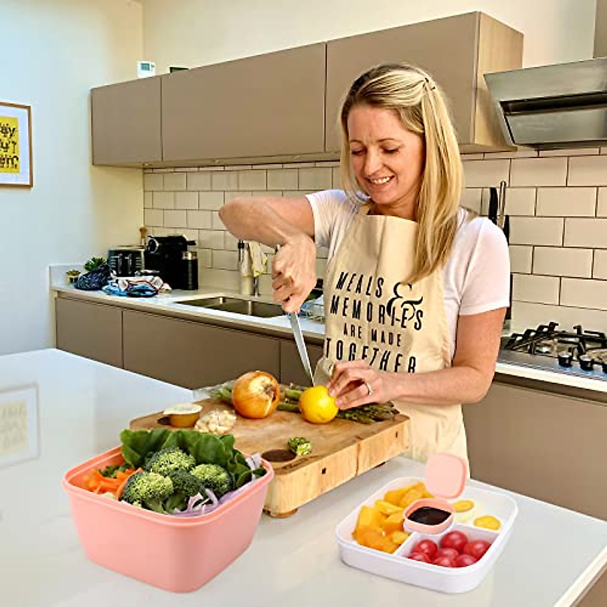 Ylebs 2 Pack Bento Box Adult Lunch Box,52-oz Salad Bowls,3 Compartment Tray with Salad Dressings Container,Used to Meal Pre-prepare Food Fruit Snack,Leak Proof (Pink)