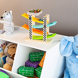 Hey! Play! Toy Race Track and Racecar Set- Wooden Car Racer with 4 Colorful Cars with Moving Wheels, Ramps- Fun Cars Set for Boys and Girls , Brown