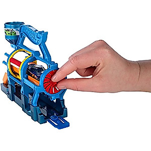 Hot Wheels Turbo Jet CAR WASH Play Set