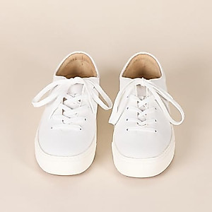 Amazon Essentials Women's Comfortable Lace Up Sneakers, White, 8