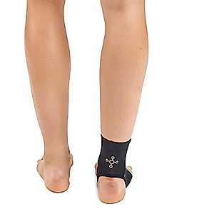 Tommie Copper Performance Compression Ankle Sleeve, Unisex, Men & Women, Breathable Extra Support Sleeve for Joint & Muscle Support - Black, Medium