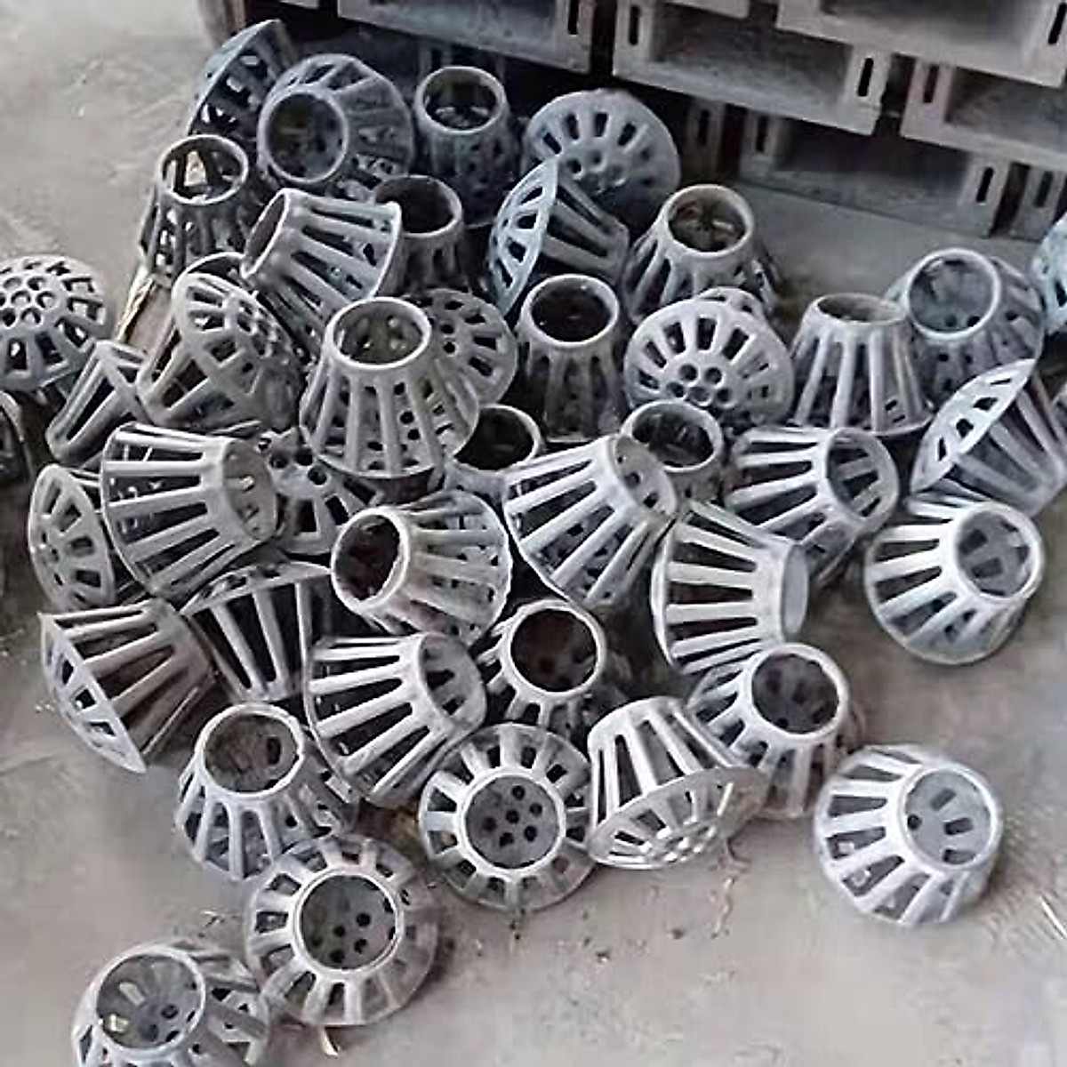 Cabilock Gutter Guard Iron Filter Strainer Gutter Downspout Protectors Gutter Leaf Guards for Stops Leaves and Other Debris Gutter Cleaning Tool