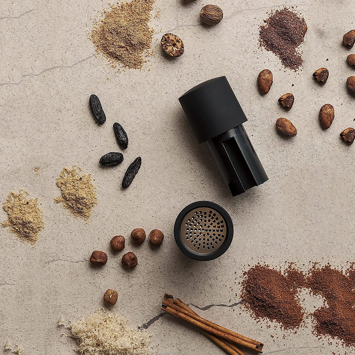 Microplane Manual Spice Mill - Cinnamon Grinder and Nutmeg Grater (Black)
